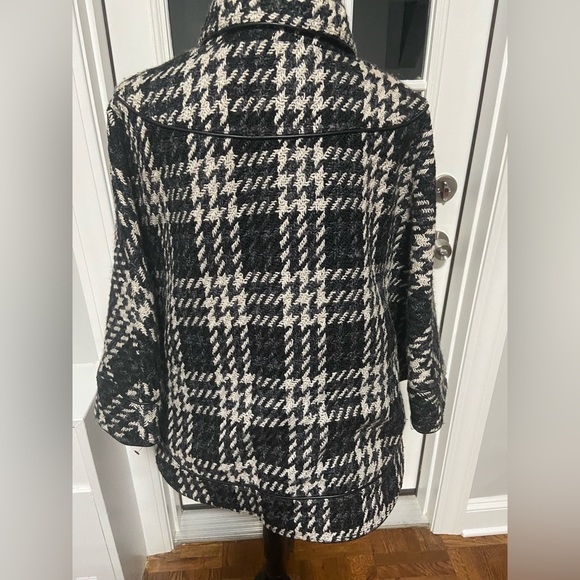 1 Madison | Jackets & Coats | Madison Wool Tweed Houndstooth Cape Coat ...